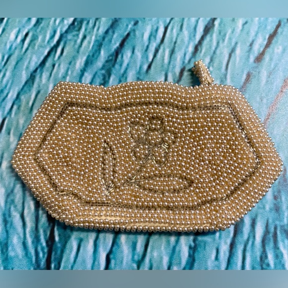 Bags | Euc Vintage Beaded Small Clutch Change Purse | Poshmark